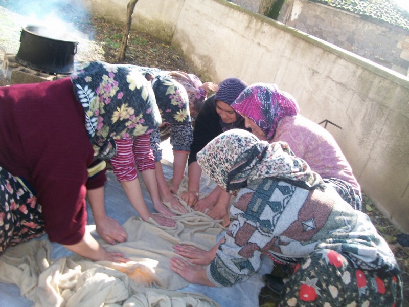 Different Types of Textiles in Turkey – Turkish Ethnic Culture